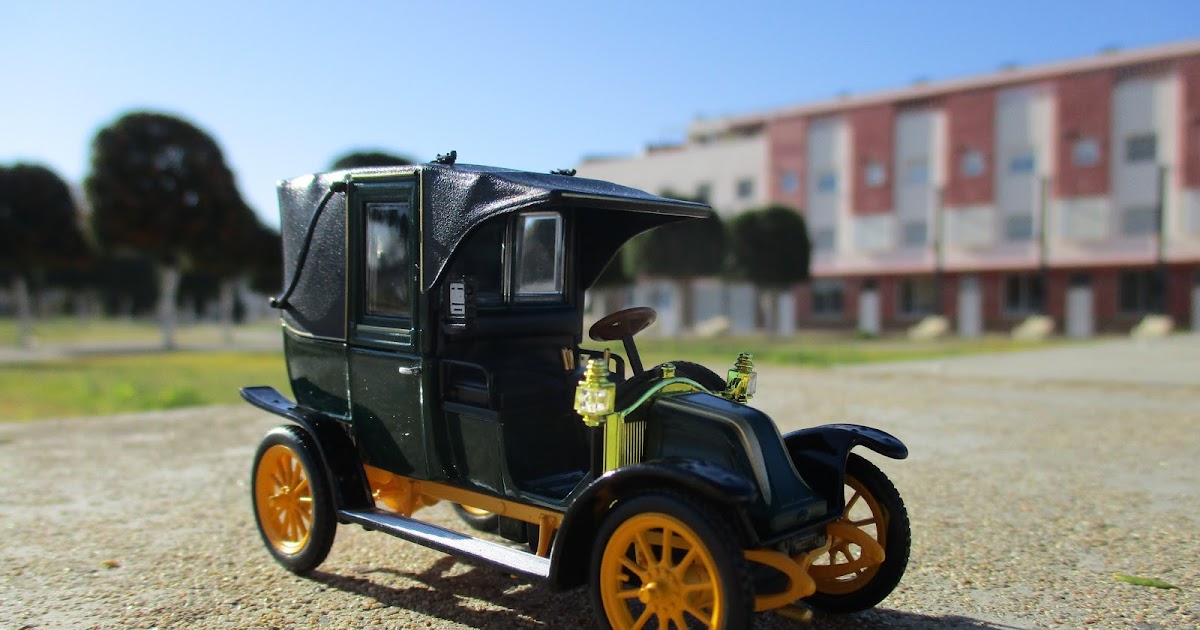 El Garaje Algabeño: Renault Type AG Landaulet de NOREV