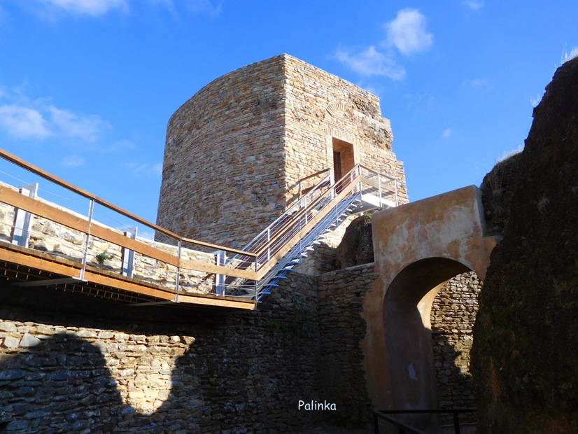 En Busca del Hada Azul: Castillo de Constantina