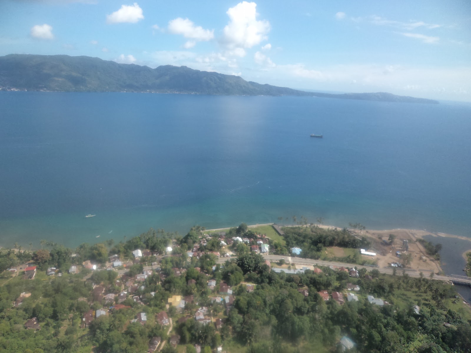 Kota Ambon Dari Udara ~ Wisata Kerja - Indonesia
