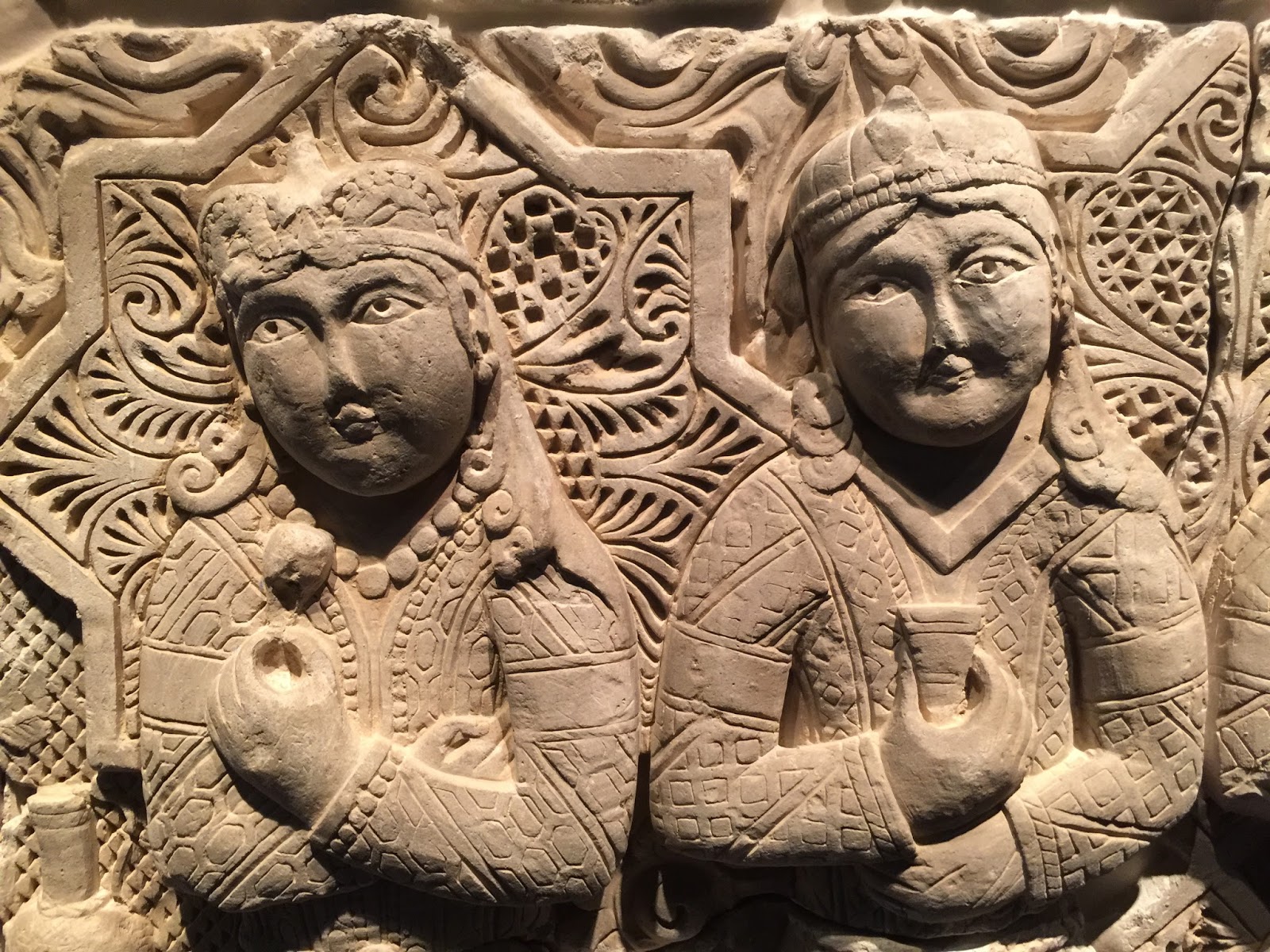 MONGOLS CHINA AND THE SILK ROAD : Splendid exhibition in the MET "The ...