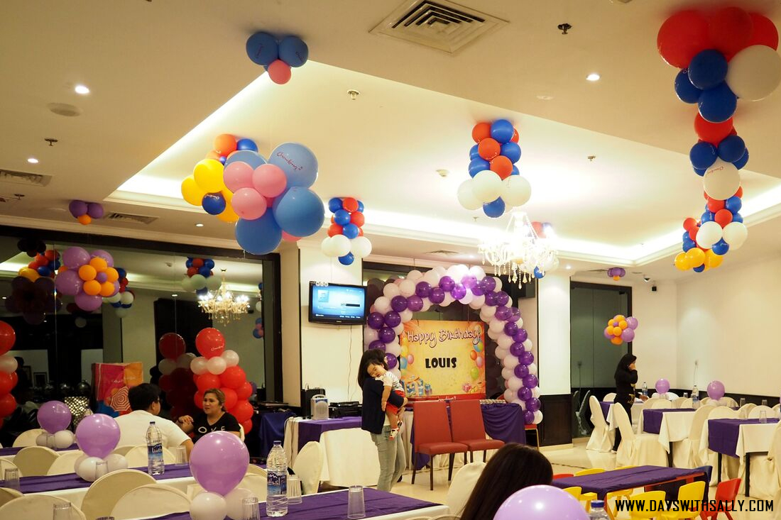 Owie's 1st Birthday | Days with Sally