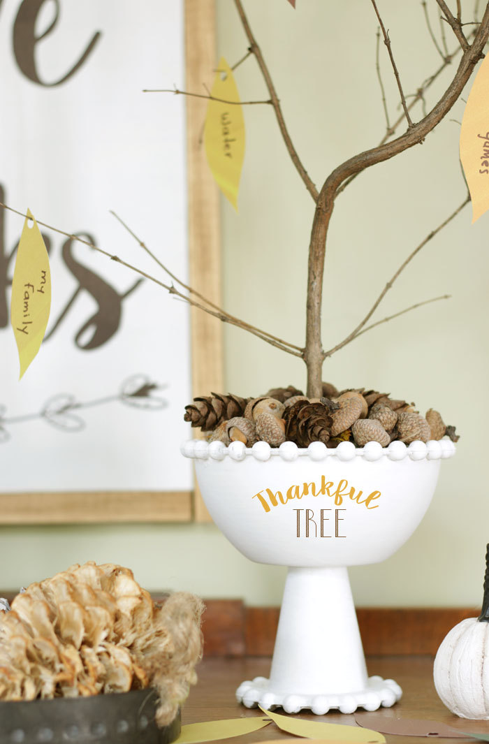 Let's Give Thanks Sign and Free Printable - Remodelando la Casa