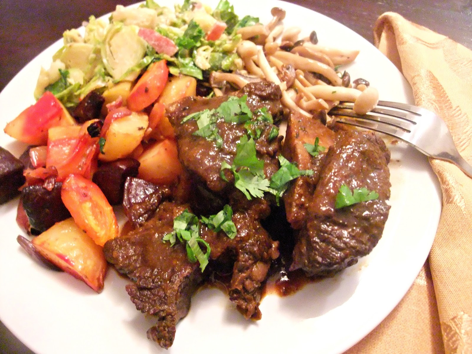Susan's Savour-It!: Succulent Slow Cooker Beef Short Ribs Au Jus...