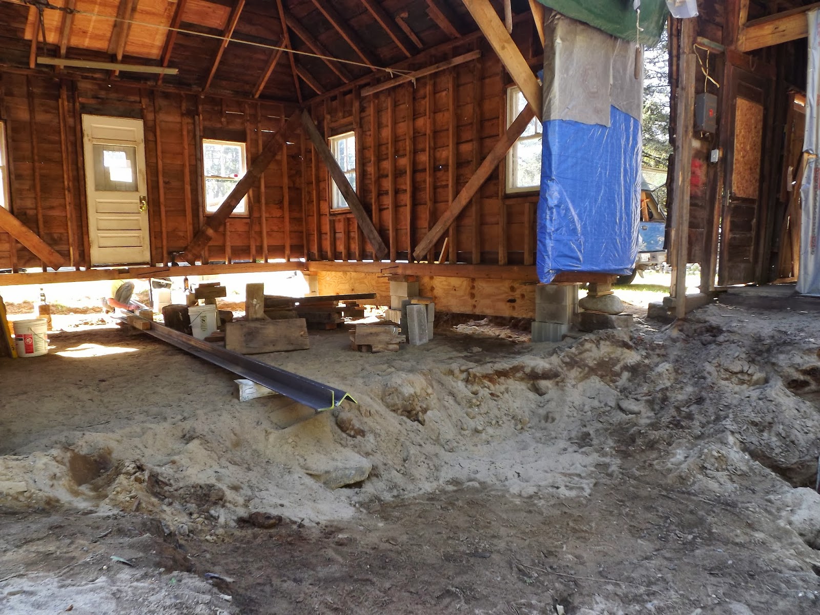 an tigin (the wee house): angle irons for sill support