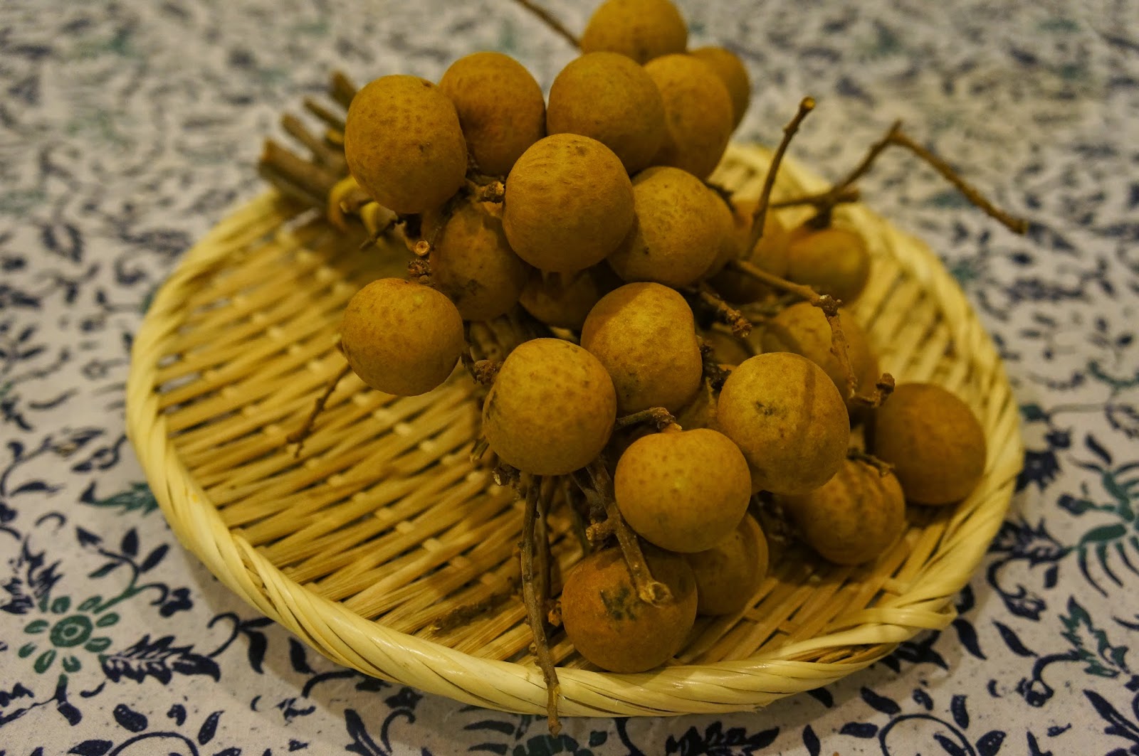 マレーシアの台所。-kitchen in Malaysia-: 龍眼（ロンガン）／dragon eyes fruit