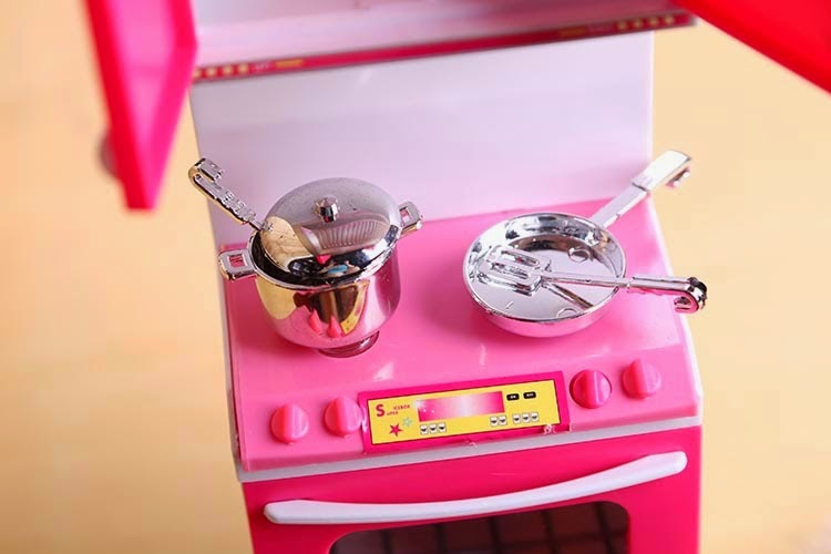 NIGINA GALLERY: DISNEY FROZEN KITCHEN SET