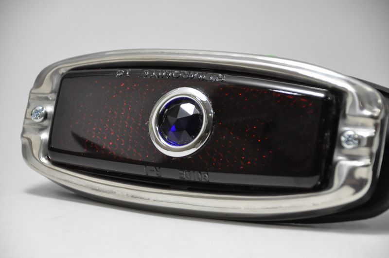 blue-dot-tail-light