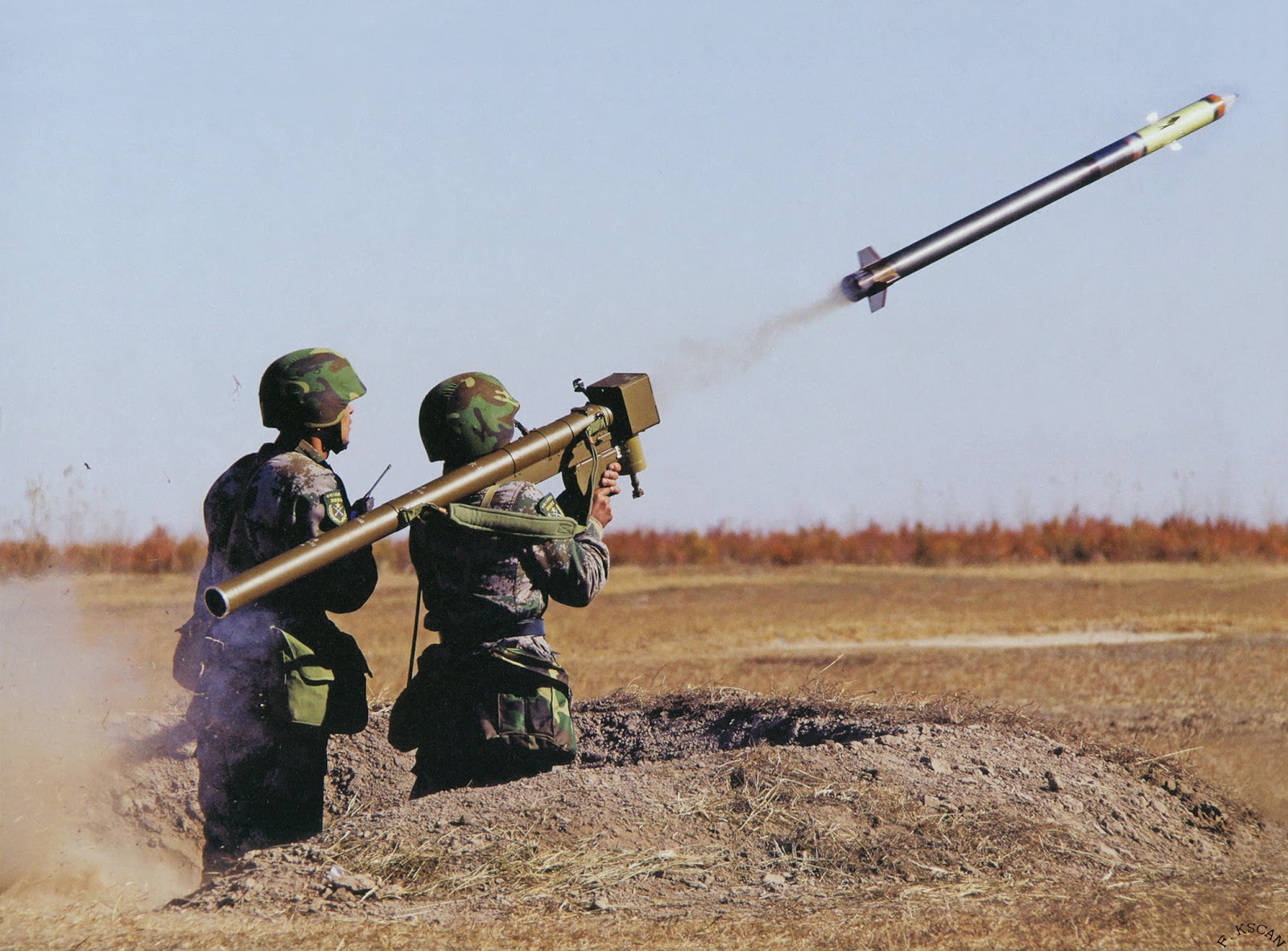 Desarrollo y Defensa: Misil Antiaéreo Hongying 6 (FN-6) (China)