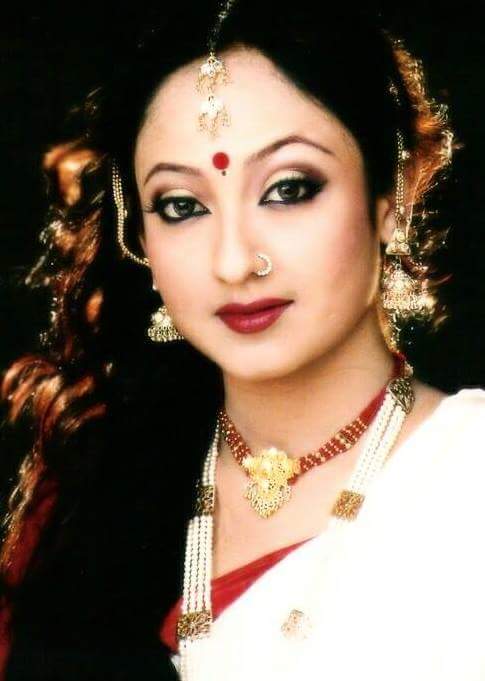 Very Beautiful Actress Pragya Paramita+Indian Actress & Model