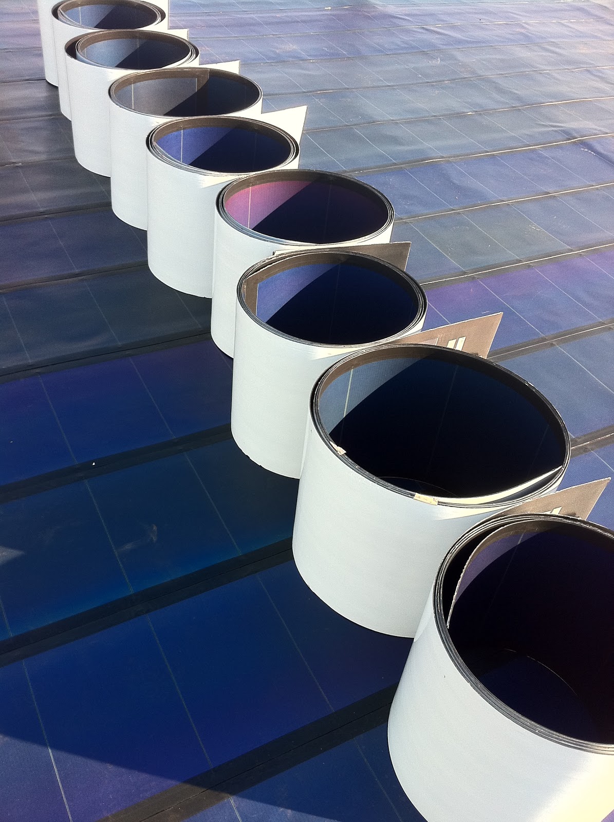 Energheia: STRINGHE FOTOVOLTAICHE IN SILICIO AMORFO A TRIPLA GIUNZIONE ...