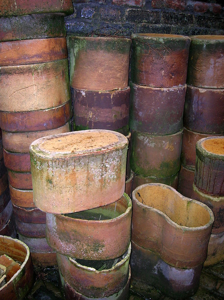 Potbank Dictionary - words and dialect of the Potteries: Saggars