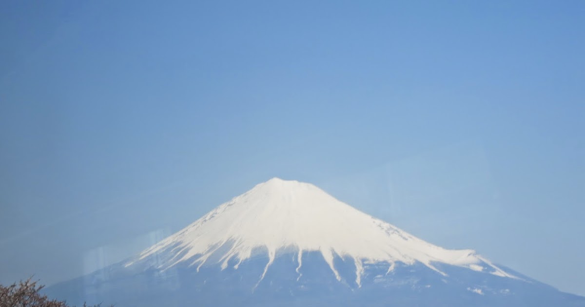 Splash of Yellow: Mount Fuji and seeing snow for the first time