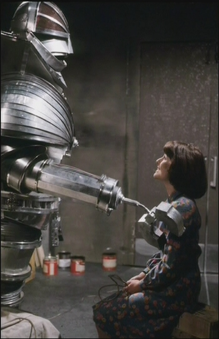 Love and Liberty: Doctor Who 52: 01 – Ten Reasons to Watch Robot (SE)