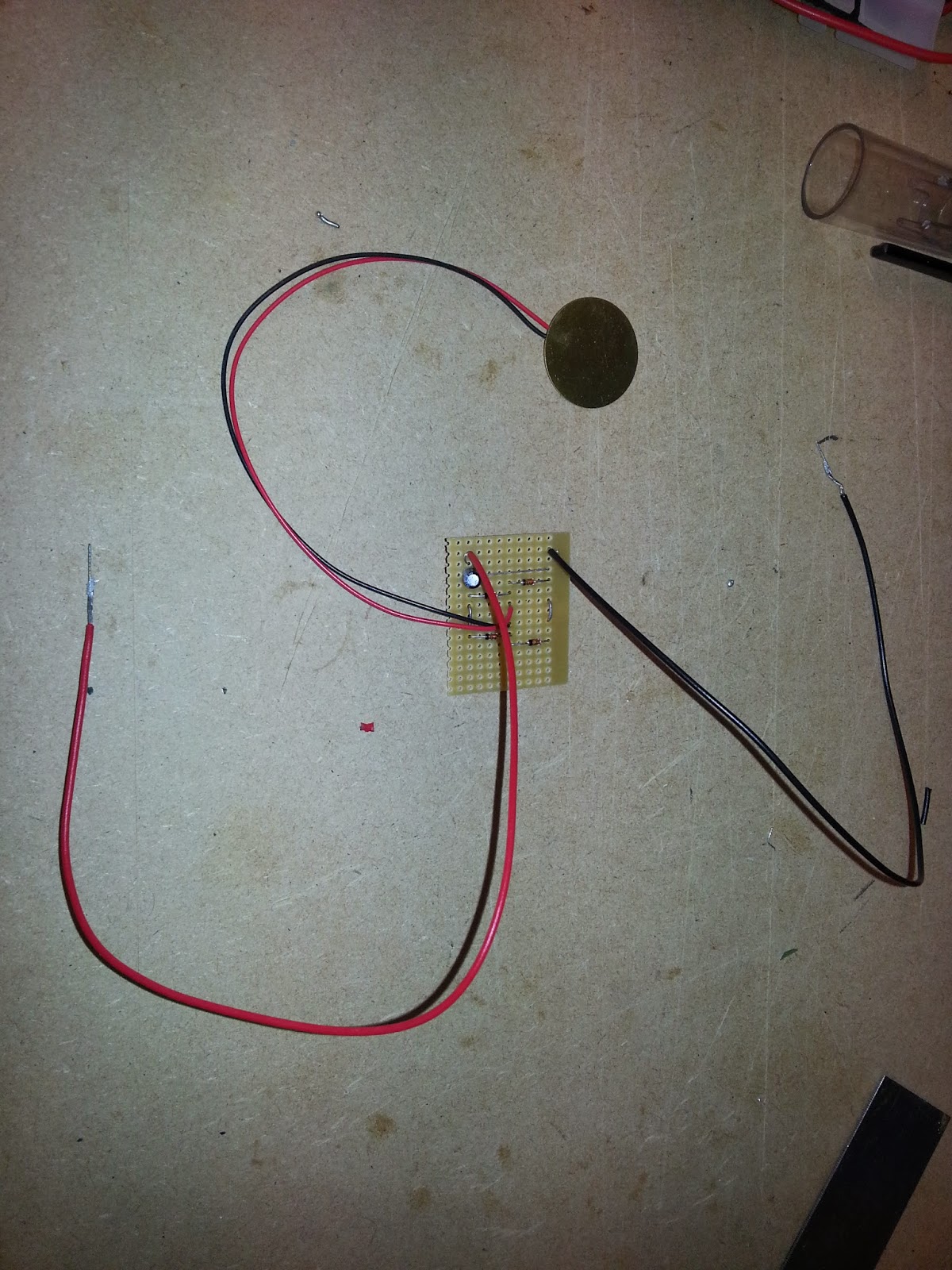 The Crapworks: Airsoft hit detector prototype