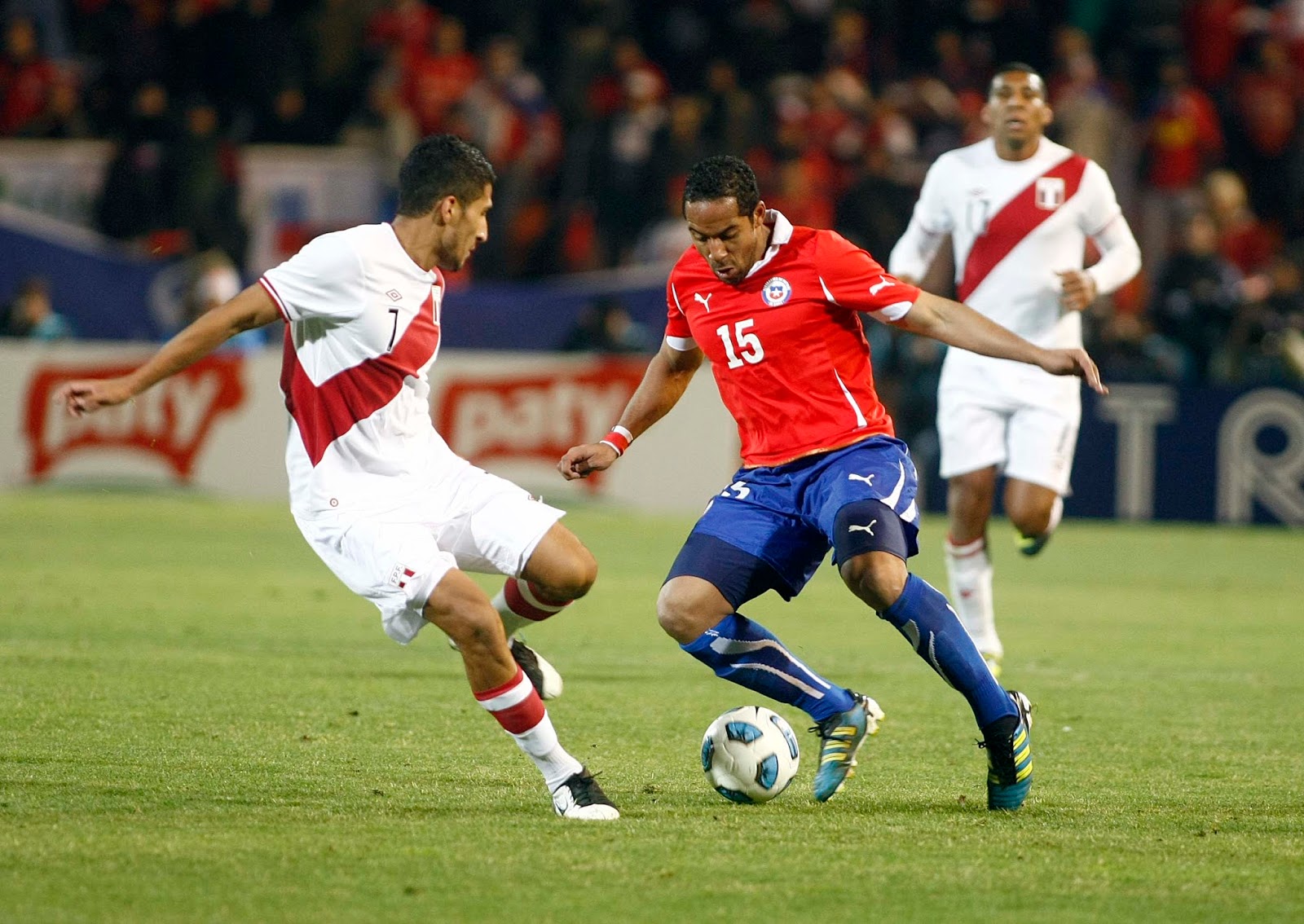 Partidos de la Roja: [12/07/2011] Chile-Perú | 1:0