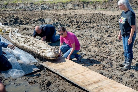 White Wolf : The oldest Native American dugout canoe ever found in ...