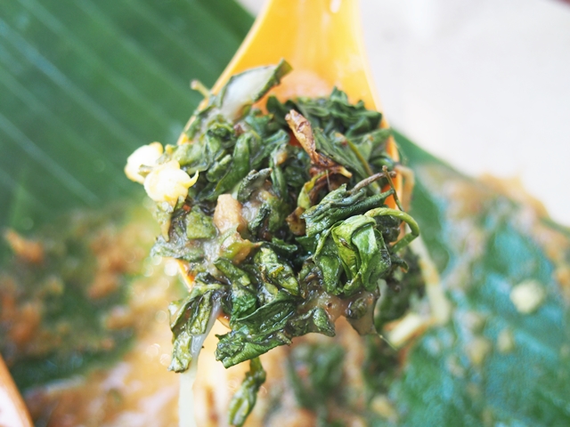 Pecel Semanggi, Surabaya Traditional Food - Culture and Culinary