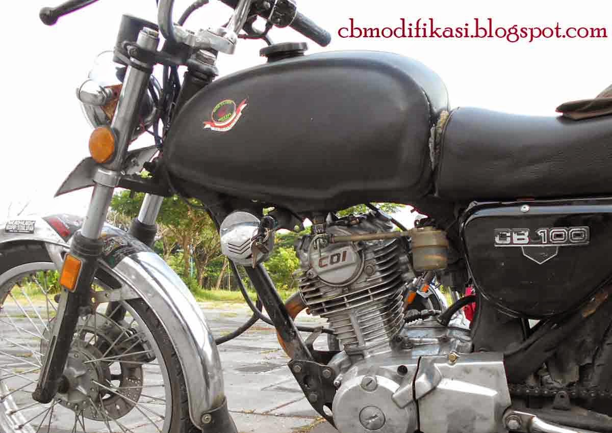 Modifikasi CB 100 Pakai Tangki Astra - Modifikasi CB 100