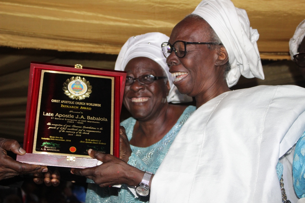 Photo News: Meet two biological daughters of Apostle Babalola with Dr ...