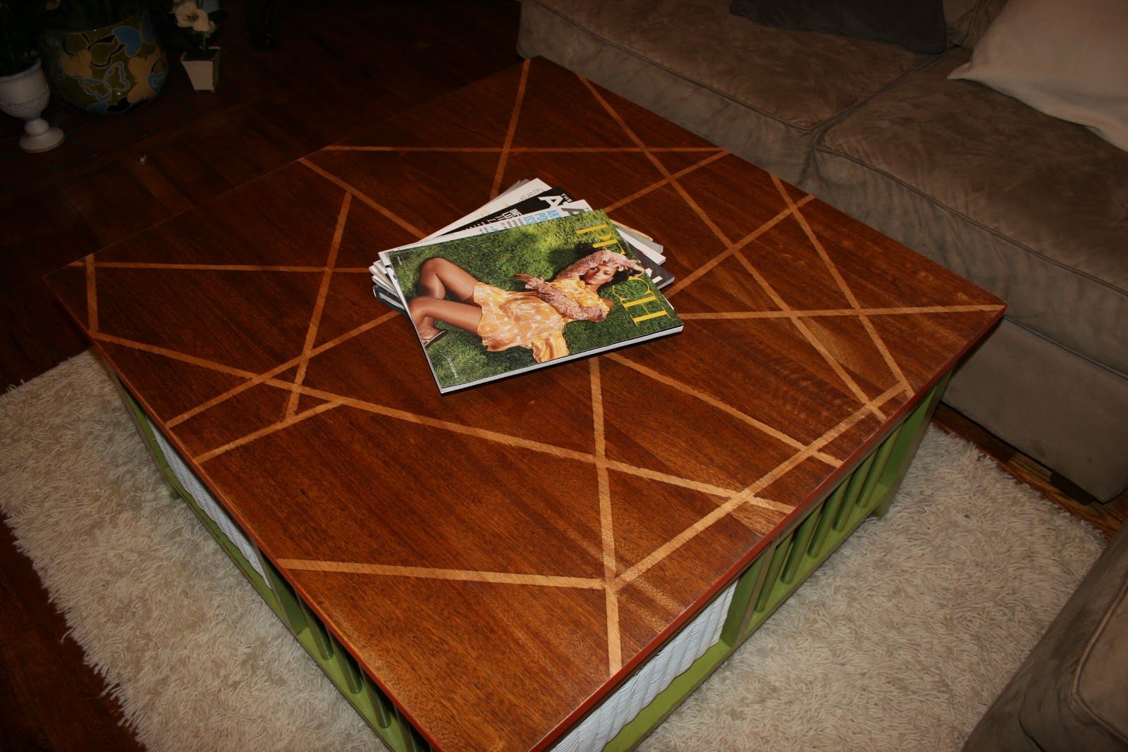 Bang Up Furniture Revivals: Do It Yourself: Crazy Coffee Table Re-Do