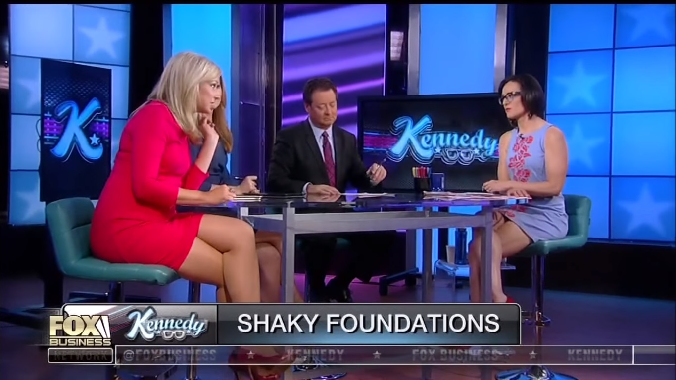 Reporter101 Blogspot: More Fox News caps...