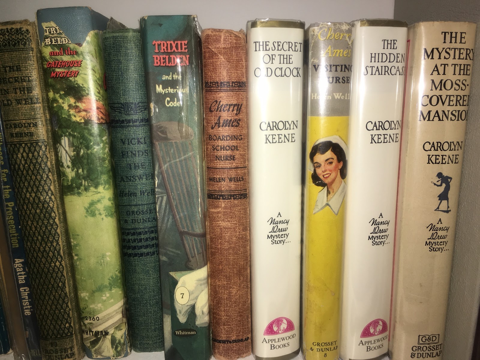 Jungle Red Writers: Book Collections