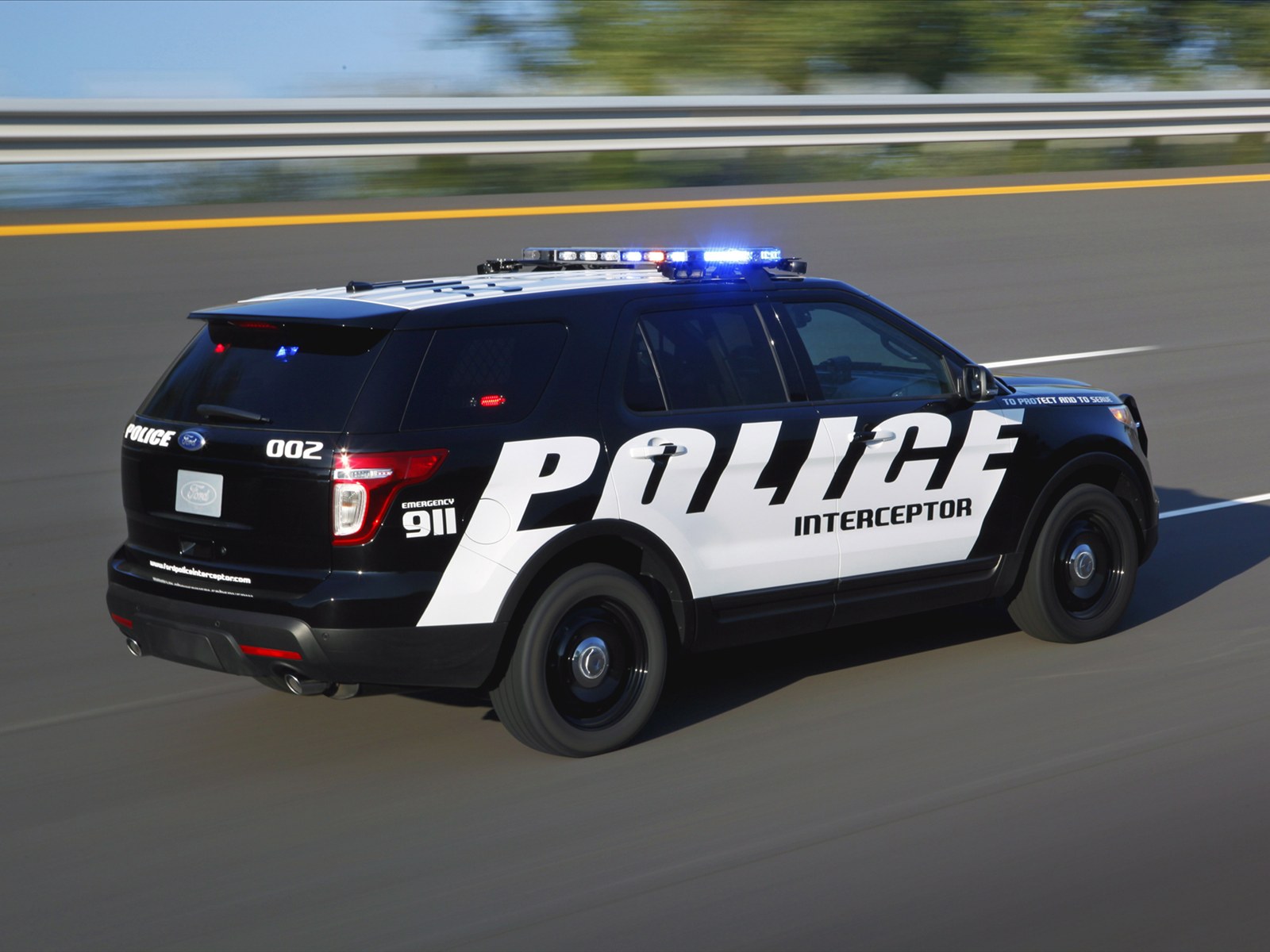 Car Pictures: Ford Police Interceptor Utility Vehicle 2011