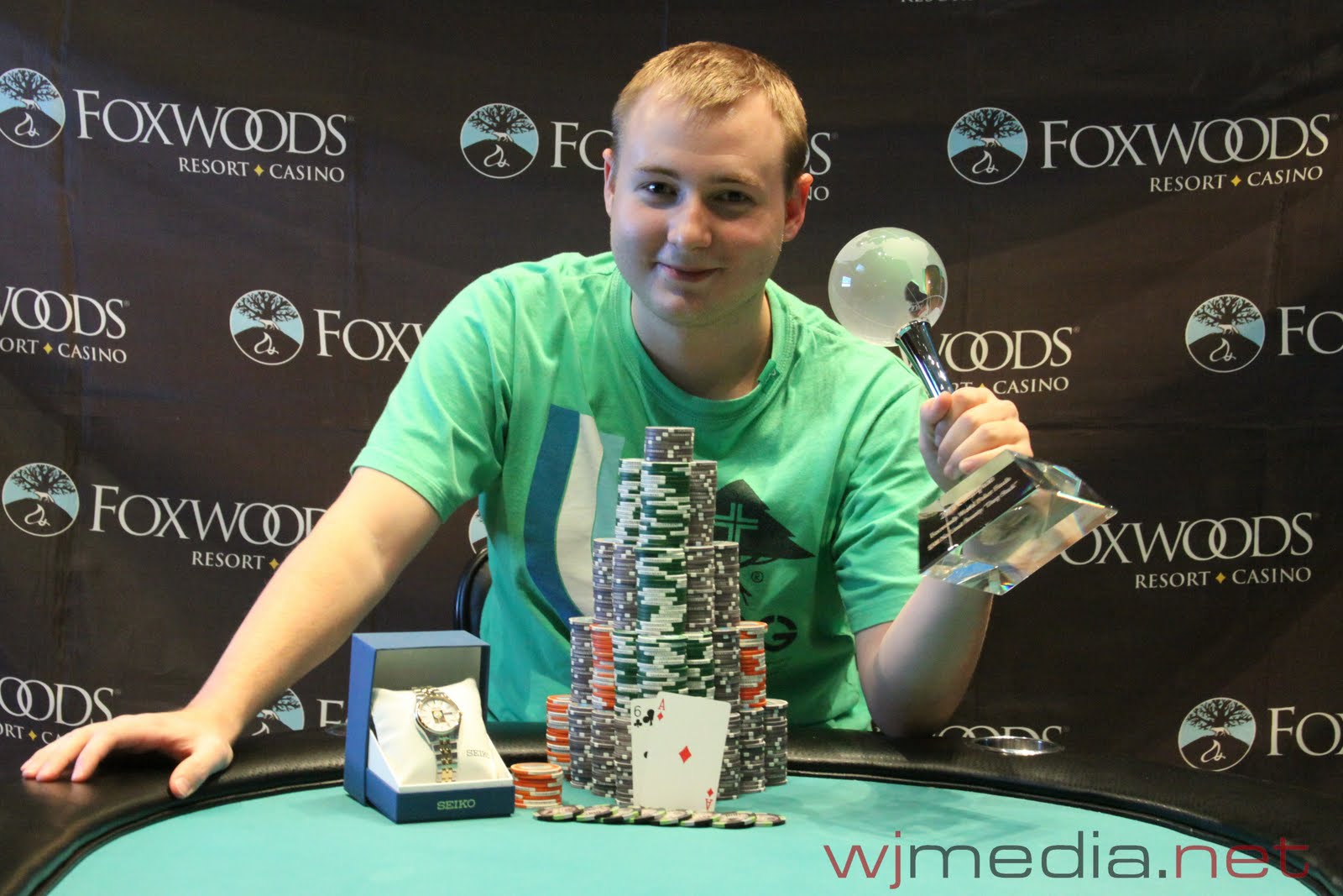Foxwoods Poker: Oct 22, 2011