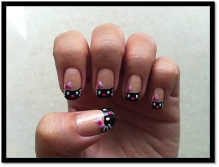goobynails: Black Hello Kitty french tips!