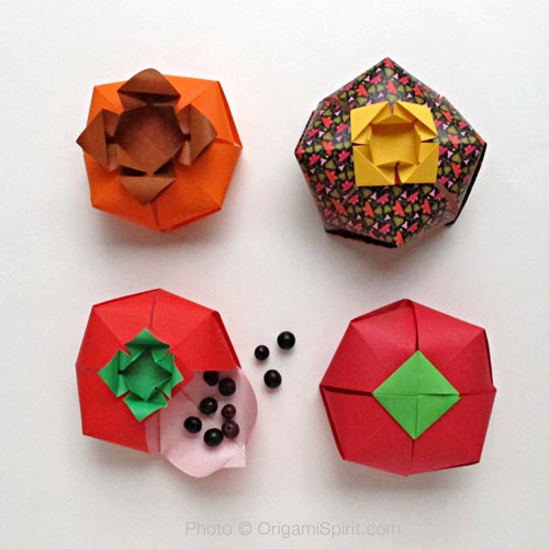 Origami : Tomato-Shaped Box | Paperized Crafts