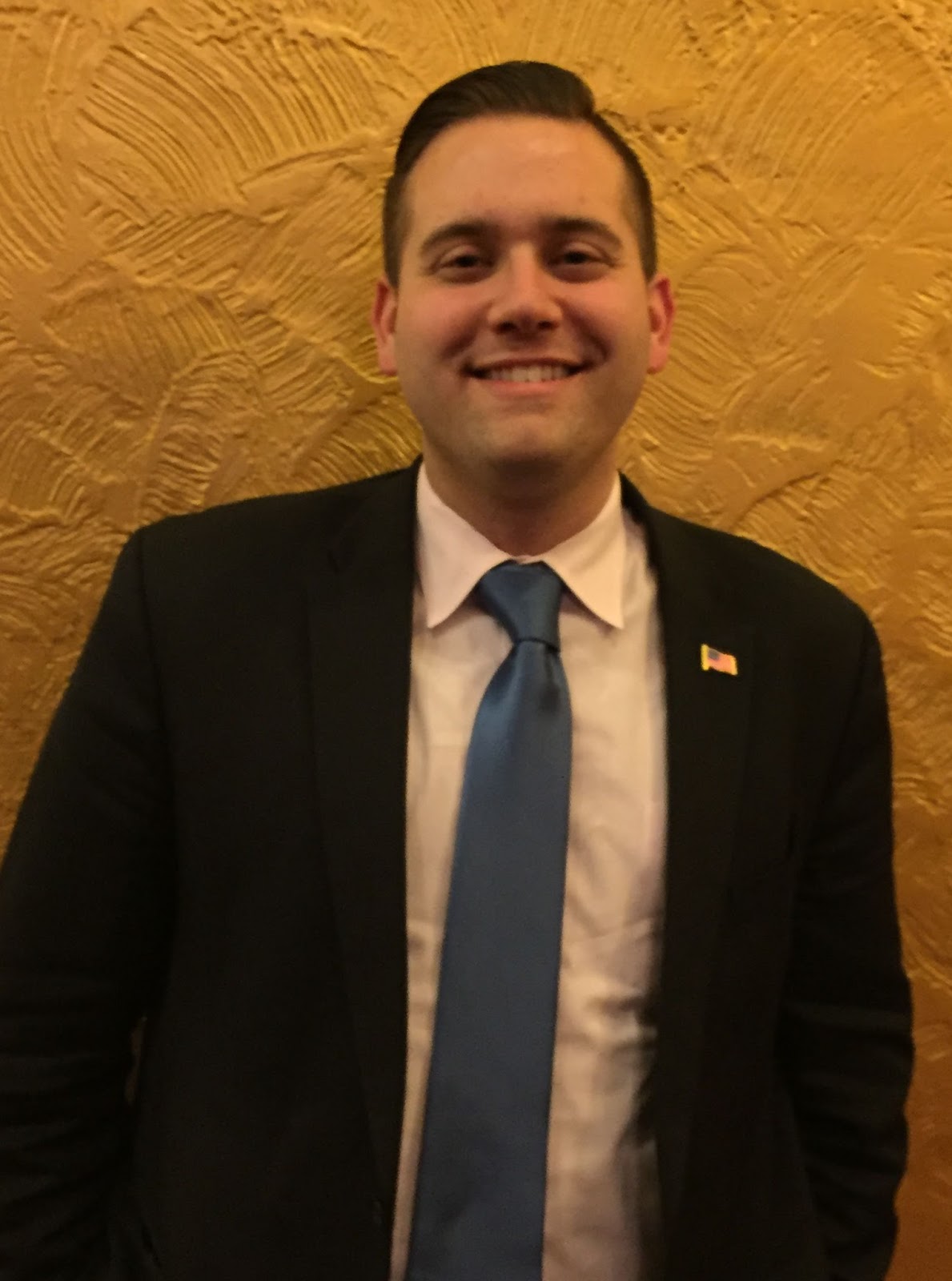 Music from a Keyless Piano: Candidates in the Democratic Primary, June ...