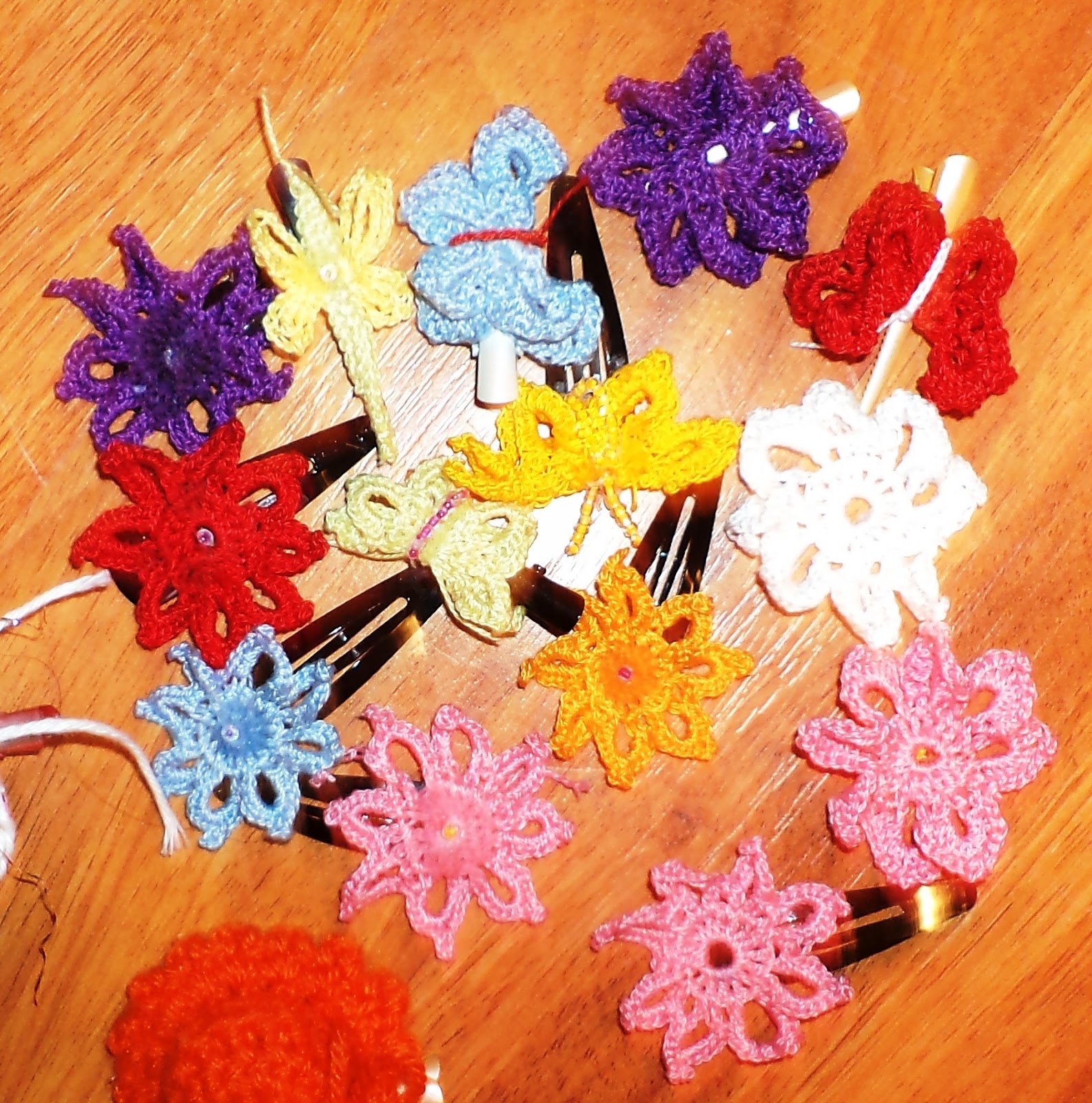 Produse handmade, super ieftine si de super calitate: Clame flori si ...