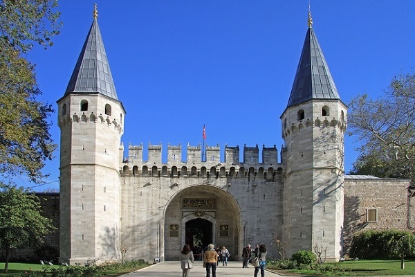 Topkapı Sarayı: Dünyanın 300 Yıl Yönetildiği Yer: Gidelim Görelim