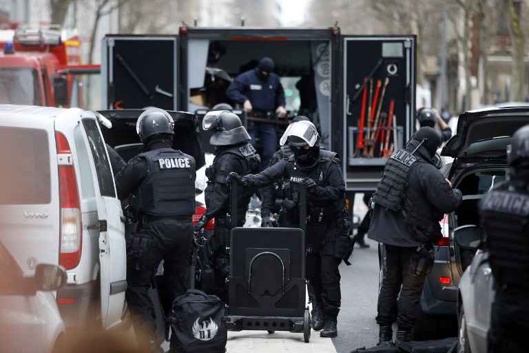 Gsg9 1/87 Unité spéciale: Bri Brigade de Recherche et d'intervention