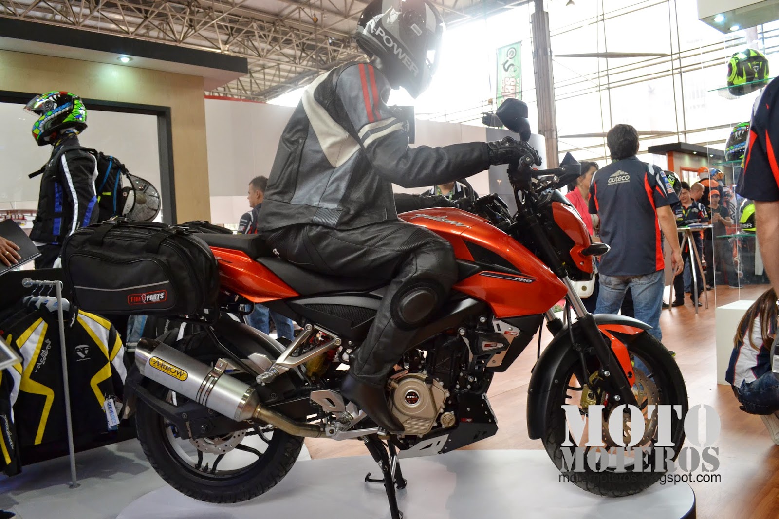 MotoMoteros: PULSAR NS 200 PRO