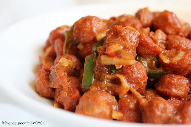 Mye's Kitchen: Chilli Soya Chunks/ Chilly Mealmaker.
