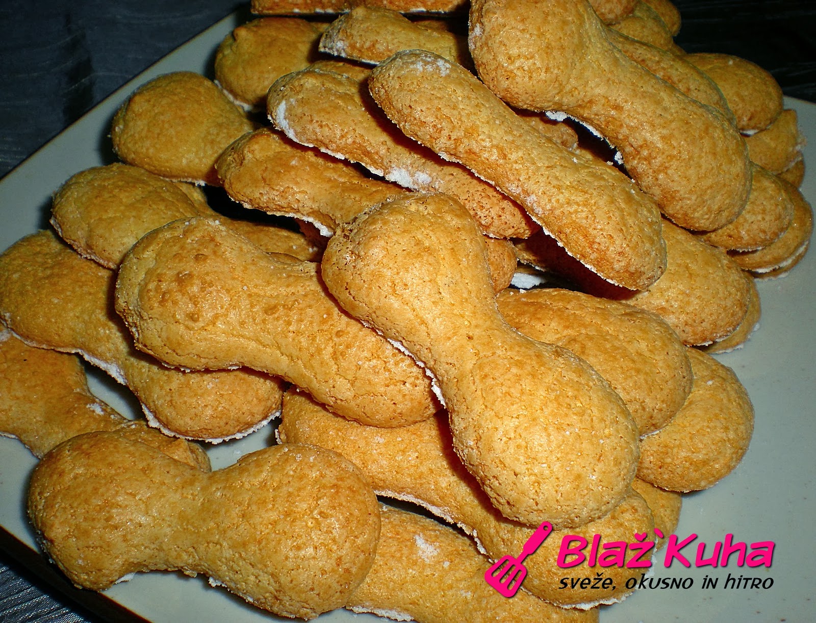 Savoiardi keksi oz. Baby piškoti | BLAŽ KUHA - kuharski blog