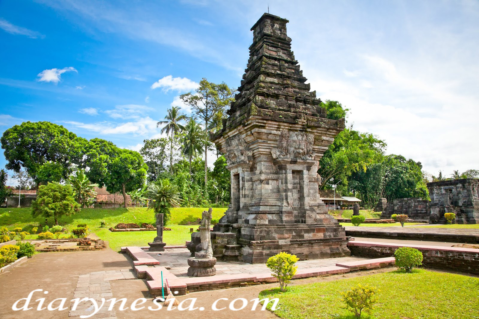 Along the Penataran Temple, Hindu Heritage Trail and the Kingdom of Kediri