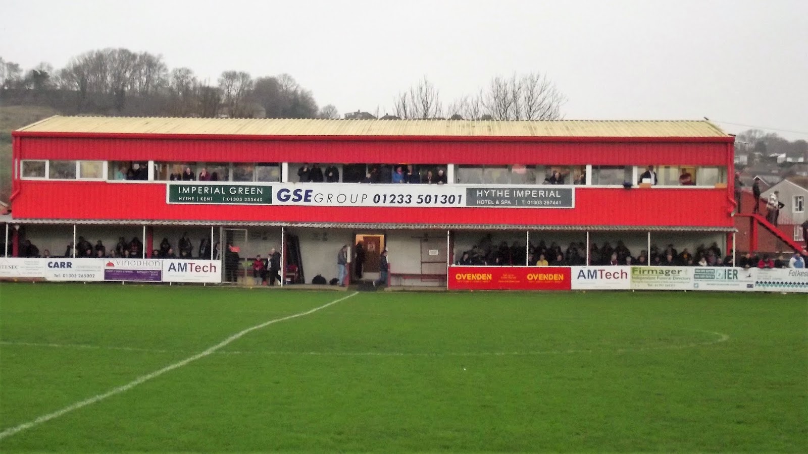 The Wycombe Wanderer: Hythe Town - Reachfields Stadium