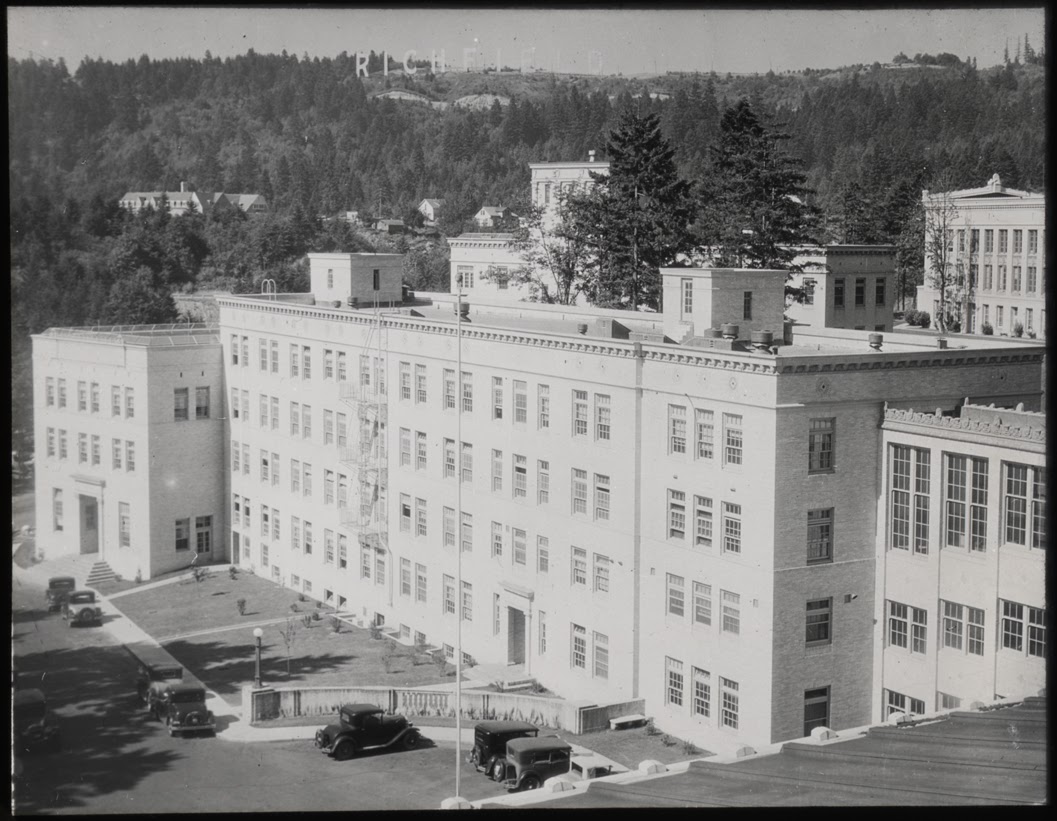 A Brief History of Vintage Neon Signs with a focus on the Road Signs of ...