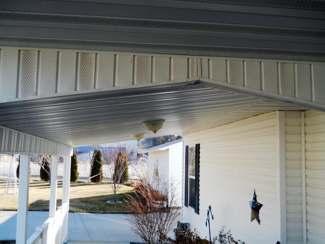 Mountain Rose Construction: Soffit and Fascia