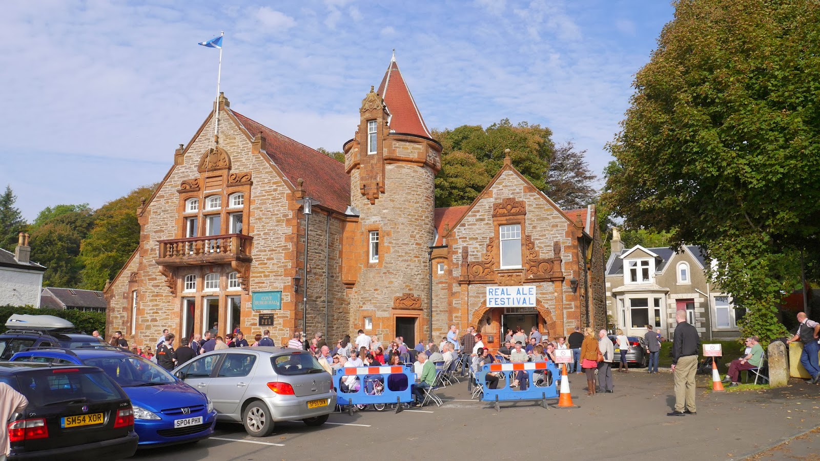 Walking and Crawling: Cove & Kilcreggan Beer Festival and the Rosneath ...