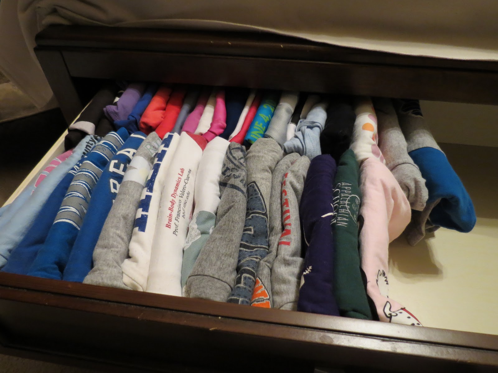 365 Days of Learning or Trying New Things: #26 - Tee Shirt Drawer Makeover