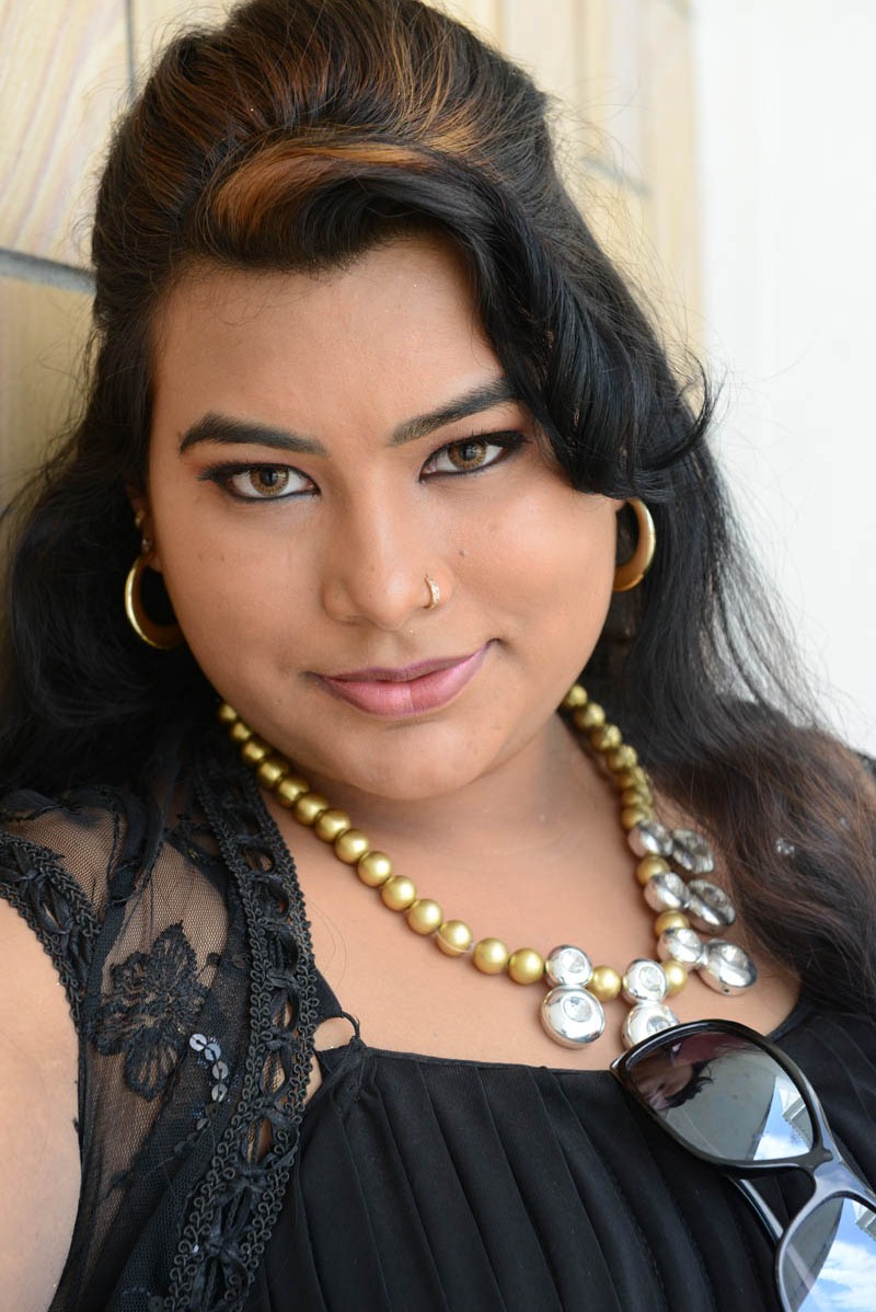 Sushmitha latest hot stills | Tollywood,Kollywood Movie Wallpapers ...