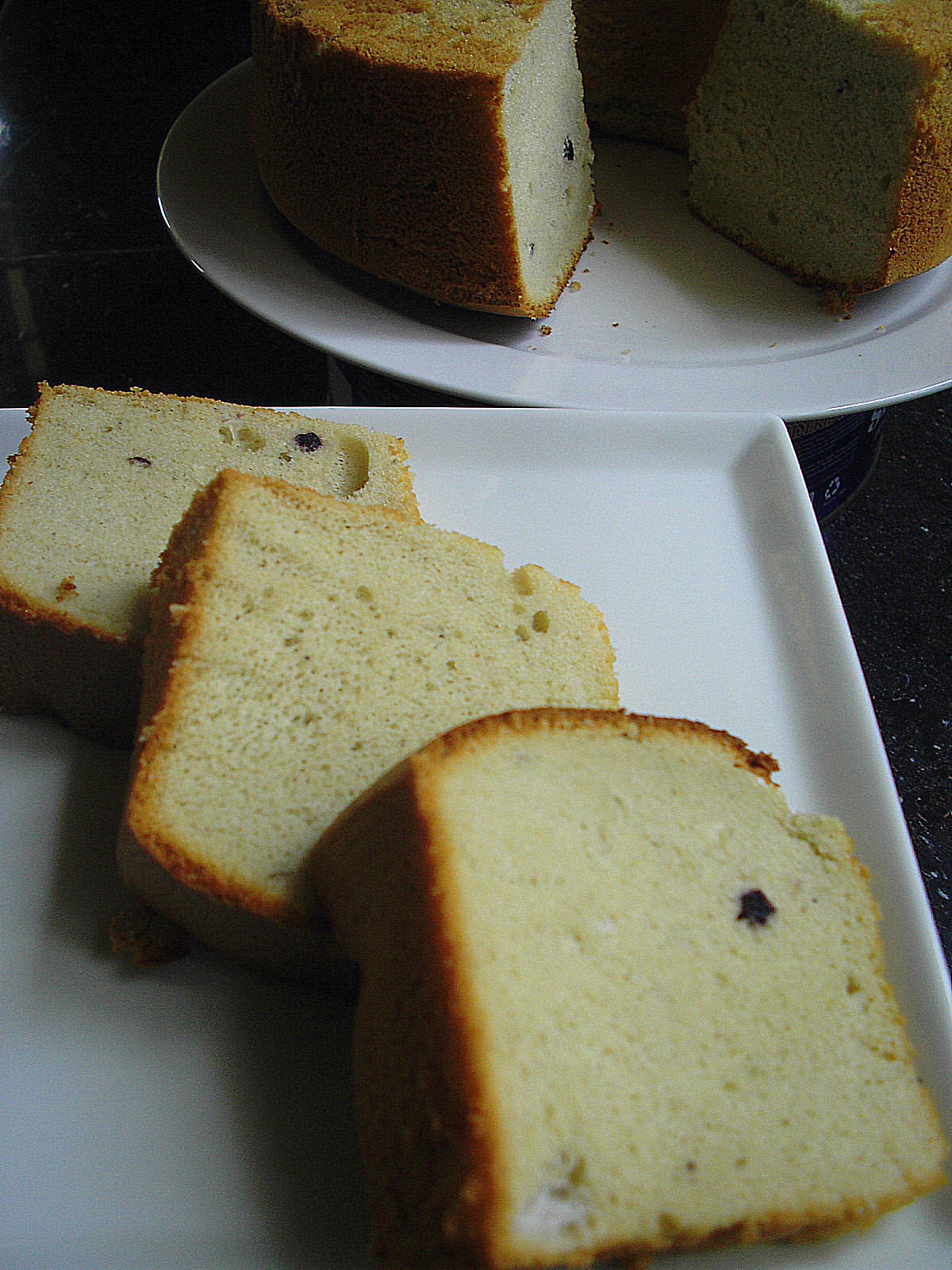 BLUEBERRY CHIFFON CAKE