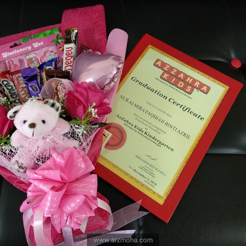 APA YANG MENARIK DI HARI GRADUASI, PENYAMPAIAN SIJIL DAN HADIAH TADIKA ...