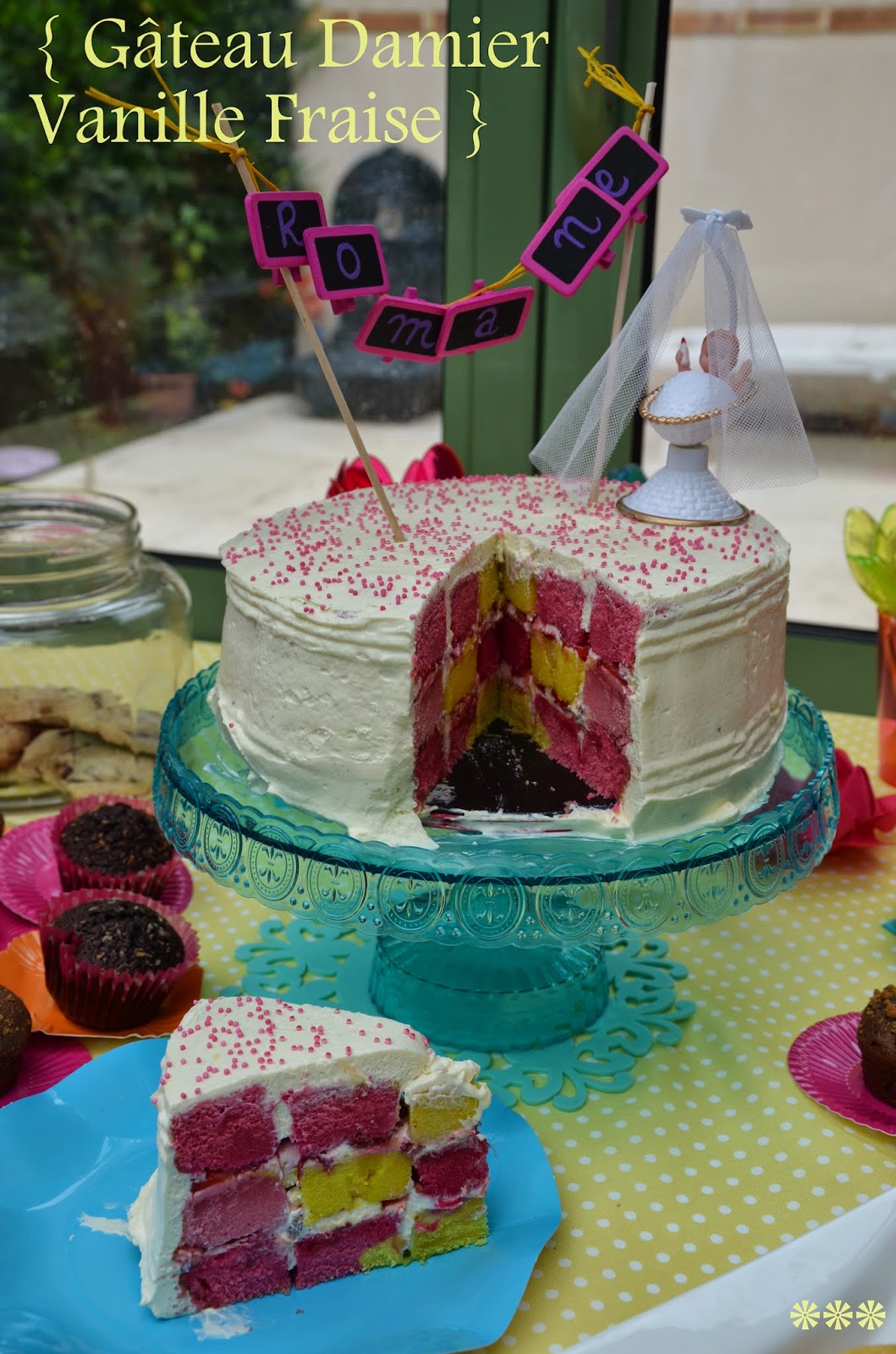 Pop, Cakes, etc...: Cake damier vanille fraise