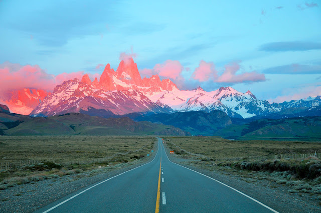 daily timewaster: Friday Open Road