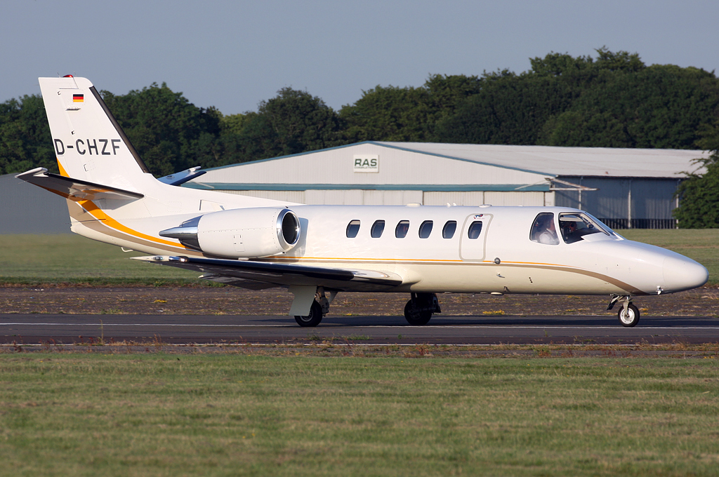 LONDON BIGGIN HILL AIRPORT EGKB/BQH IMAGES by Terry Wade: D-CHZF C55B ...