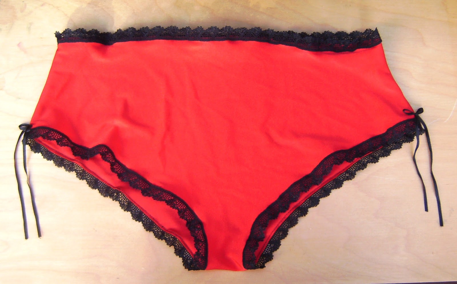 Sew Selena: Knickers!!